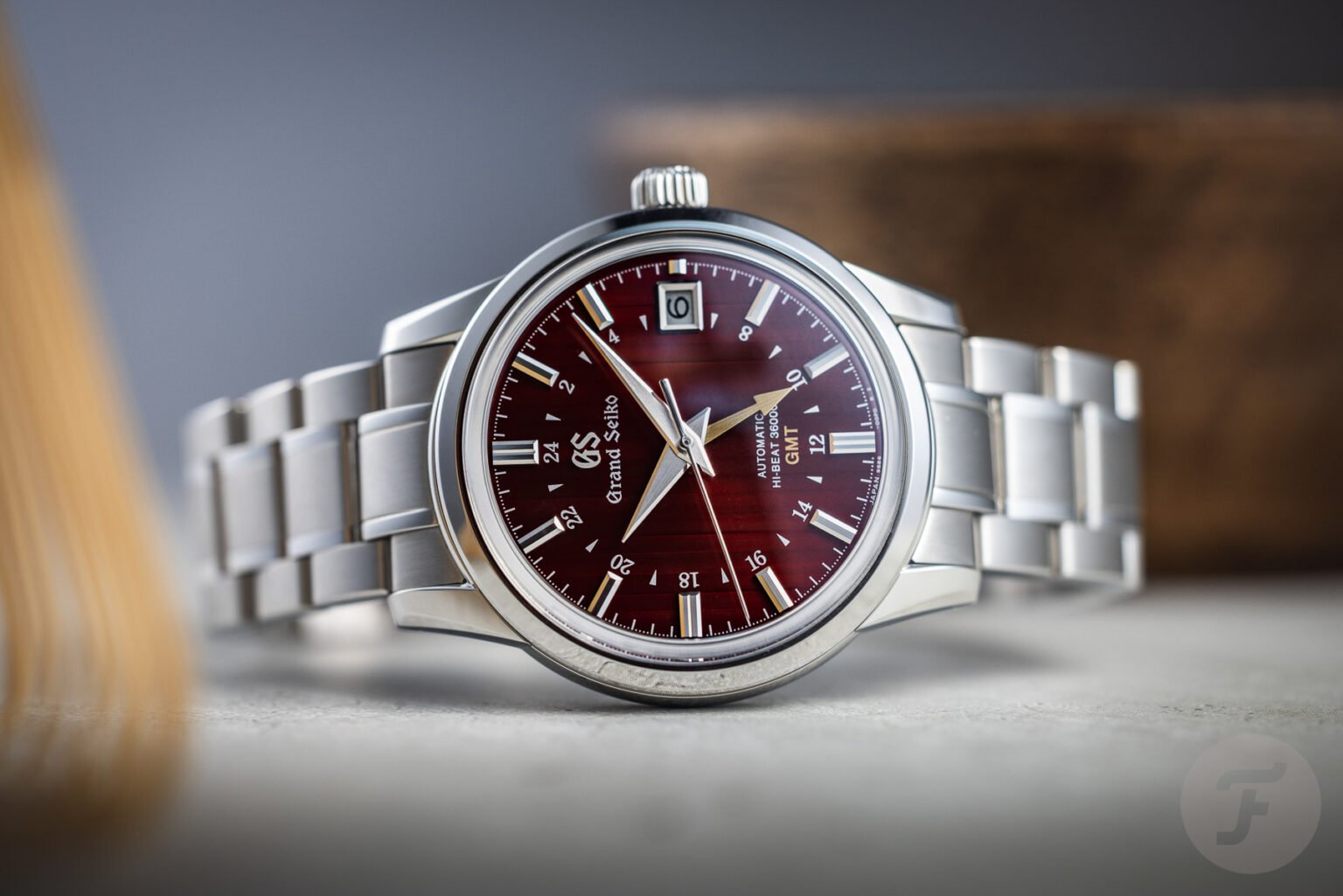 【F】 Hands-On: The Grand Seiko SBGJ273 "Yuka Momiji"