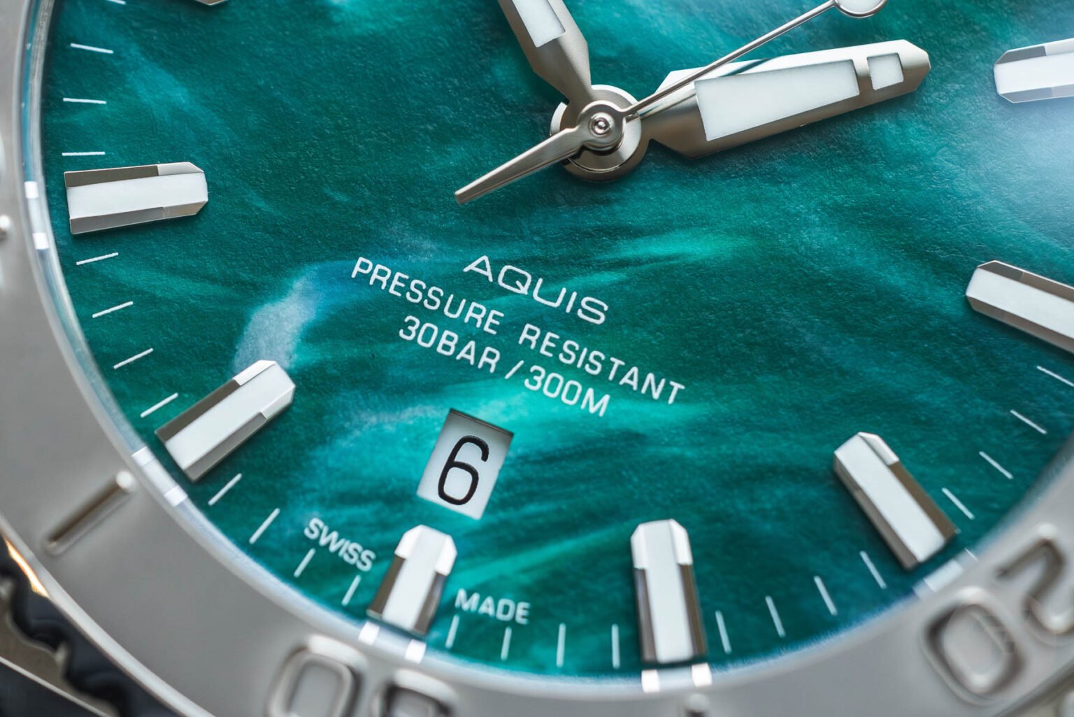 【F】 Hands-On: The Oris × Bracenet Aquis Modes