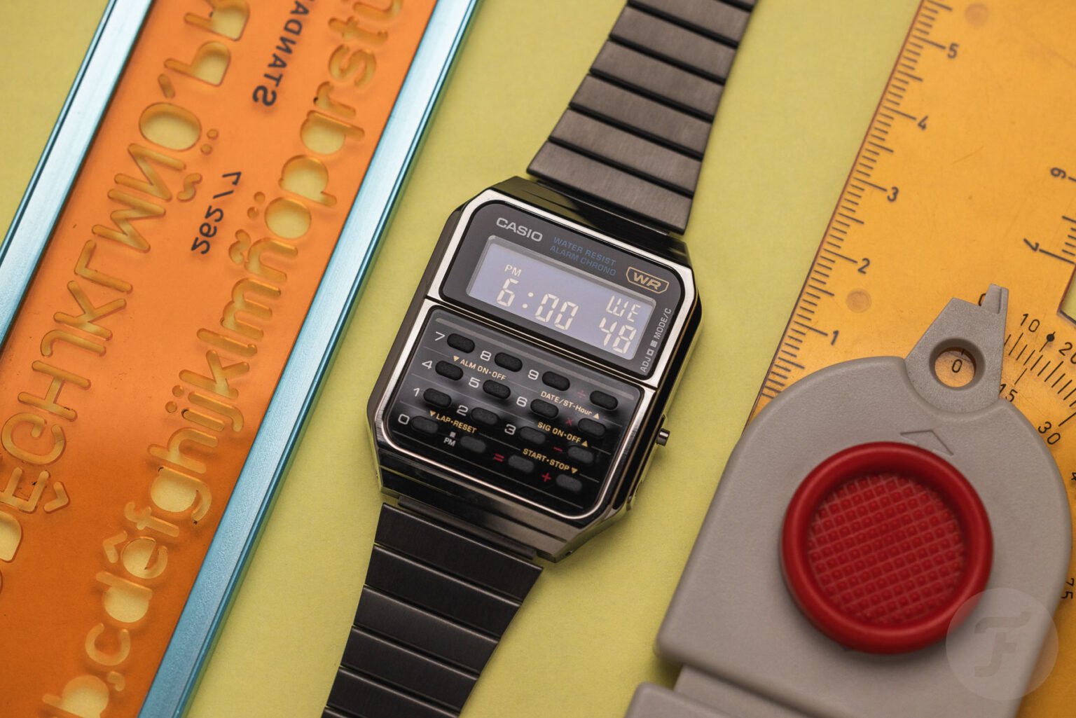 【F】 Hands-On: The Nostalgic Casio CA-500 Calculator Watch