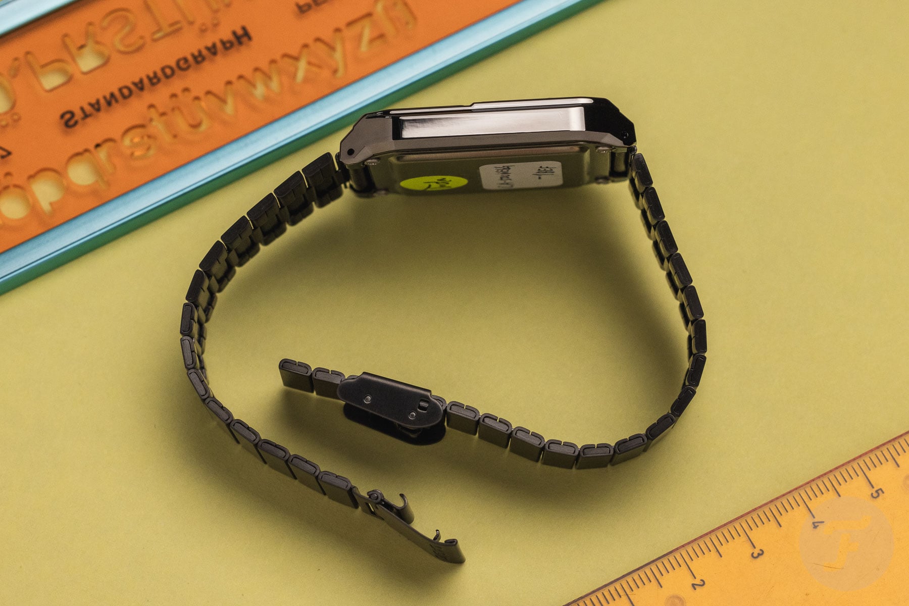 【F】 Hands-On: The Nostalgic Casio CA-500 Calculator Watch