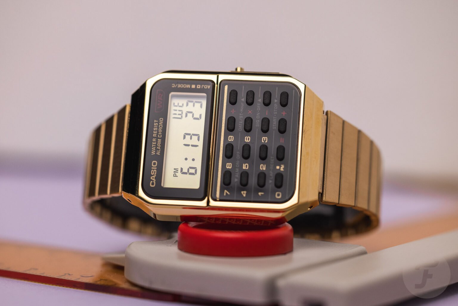 【F】 Hands-On: The Nostalgic Casio CA-500 Calculator Watch