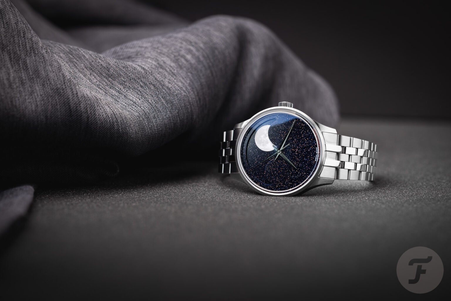 【F】 Hands-On: The New Christopher Ward C1 Moonphase