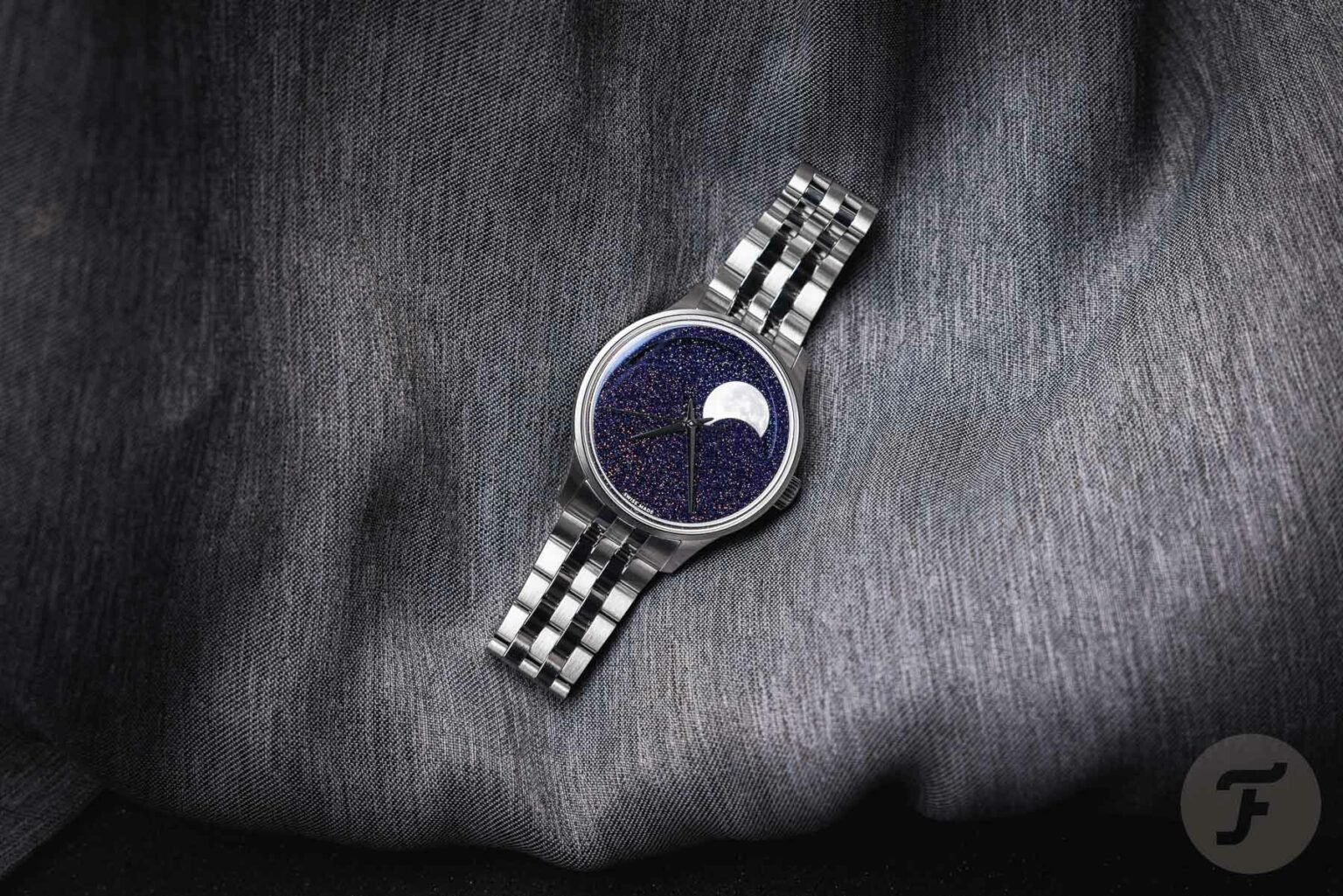 【F】 Hands-On: The New Christopher Ward C1 Moonphase