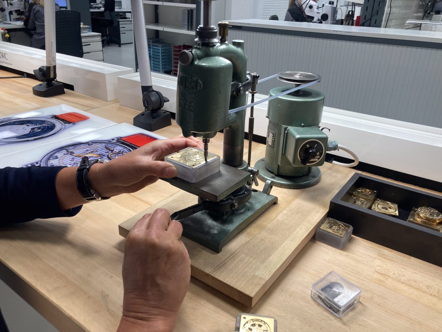 【F】 An IWC Manufacture Visit 80 Years In The Making