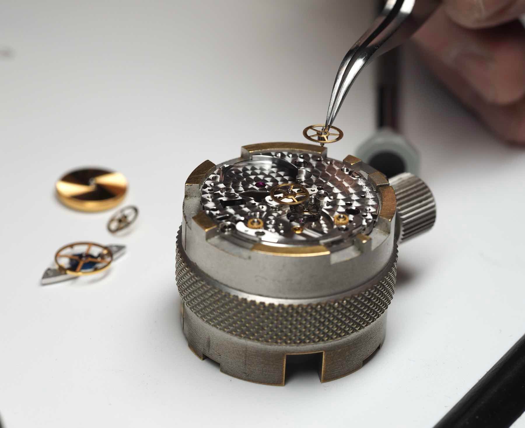【F】 Fratello Talks: When Should You Service Your Watch?