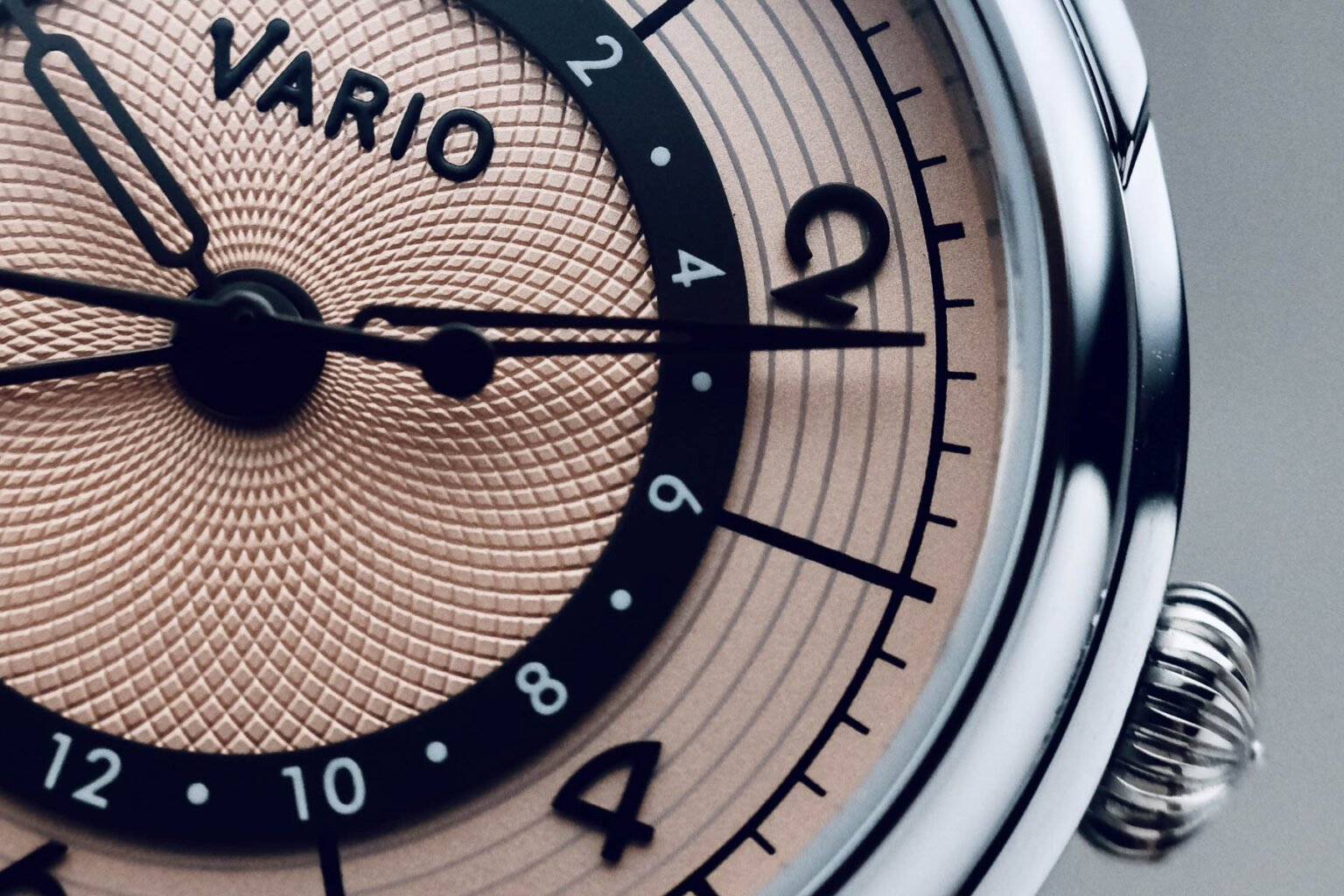 【F】 Hands-On: Vario Empire GMT