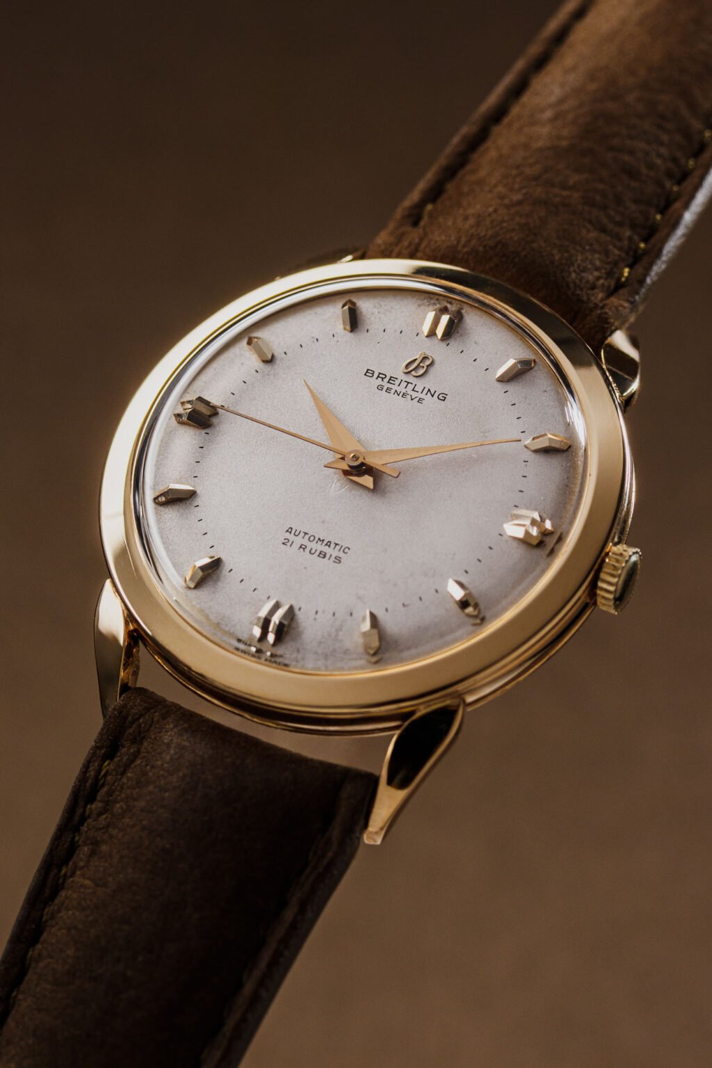 【F】 How To Tell When A Vintage Watch Was Made At A Glance
