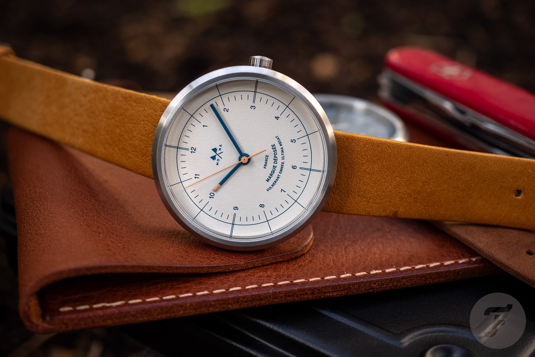 【F】 Mona Debuts Its First Mechanical Watch