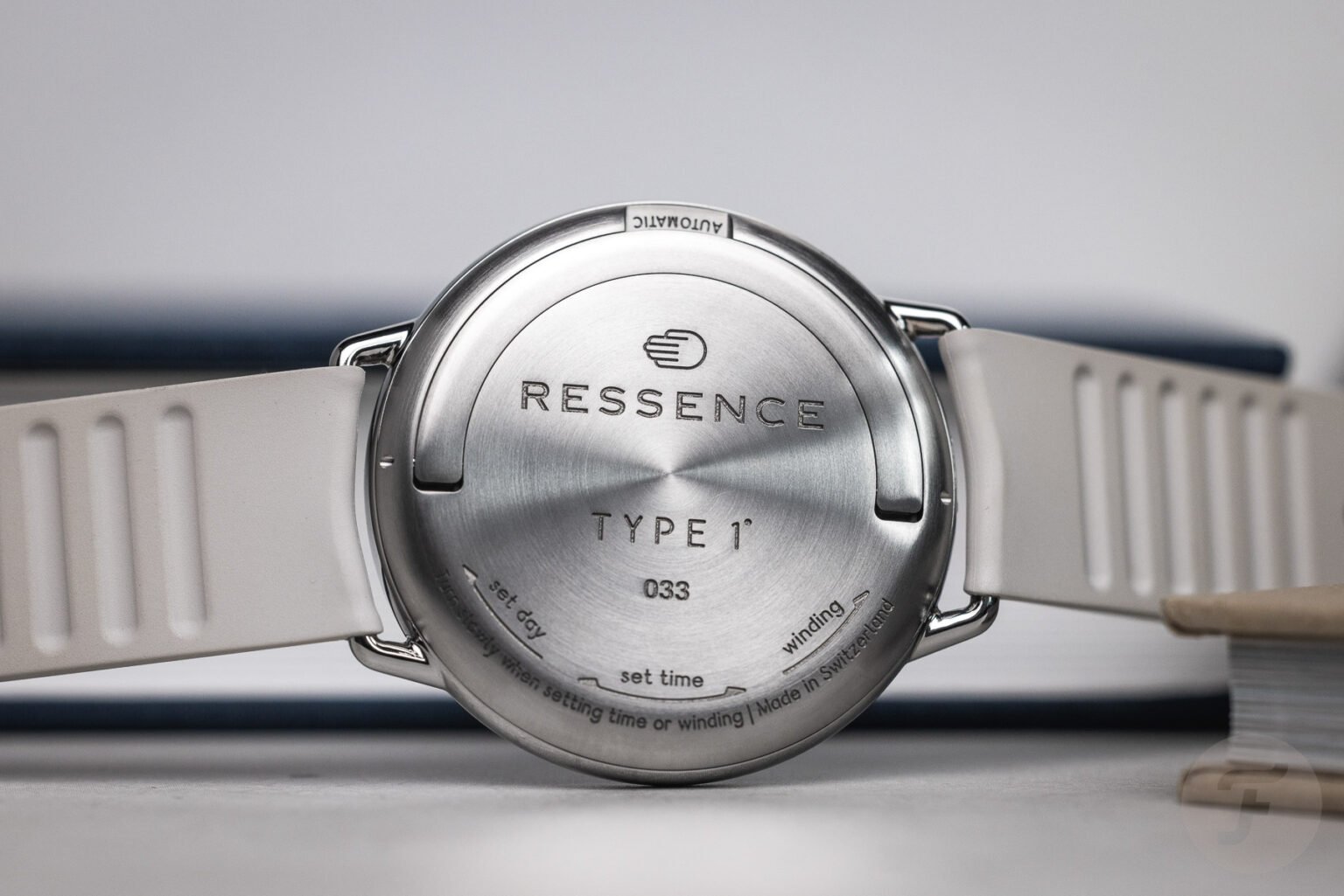 【F】 Hands-On: Ressence's New Type 1° Round Multicolour