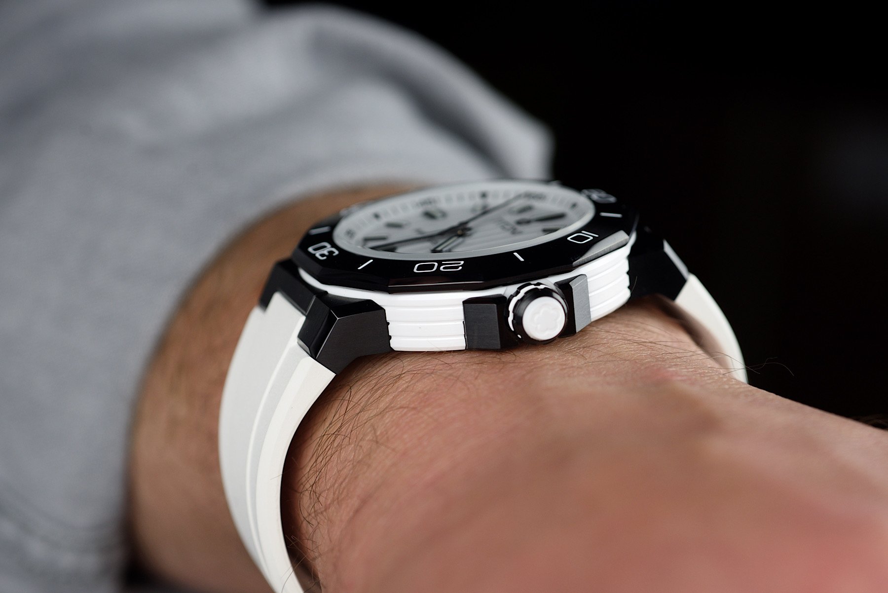 【F】 Hands-On: Titoni Impetus CeramTech ZrO2 Black And White