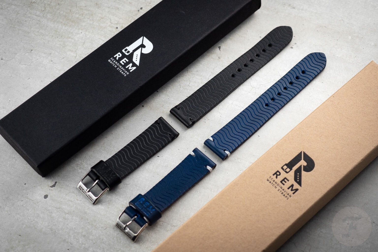 【F】 REM Big Waves Strap: More Waves For Seamaster 300M