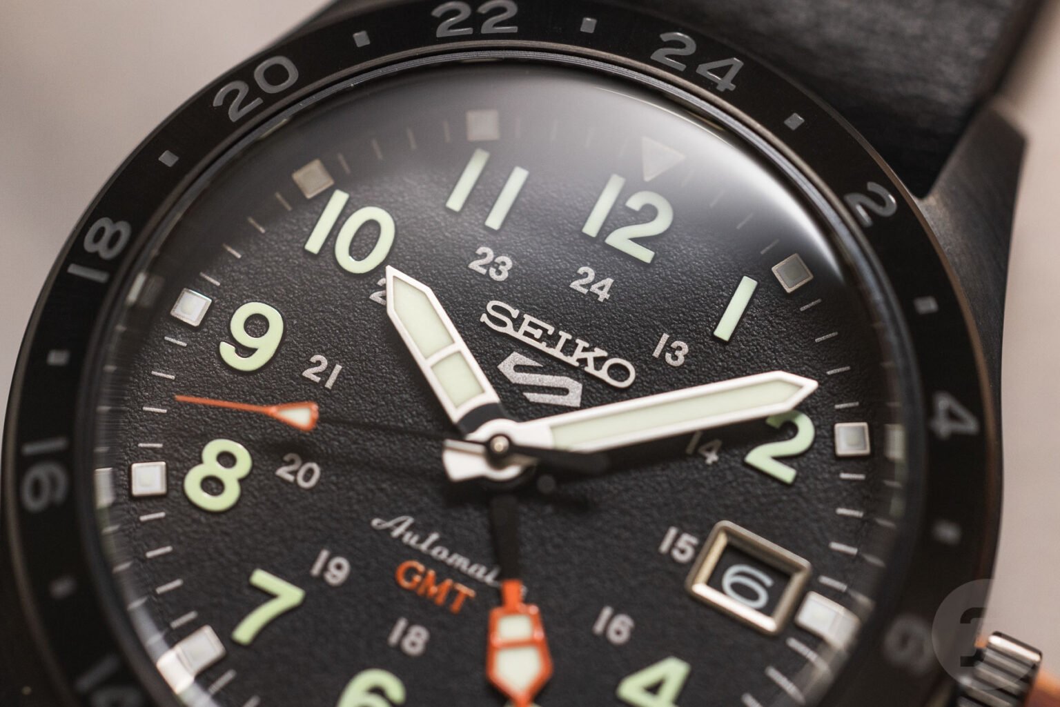 【F】 Hands-On: The Seiko 5 Sports SSK023K1 and SSK025K1