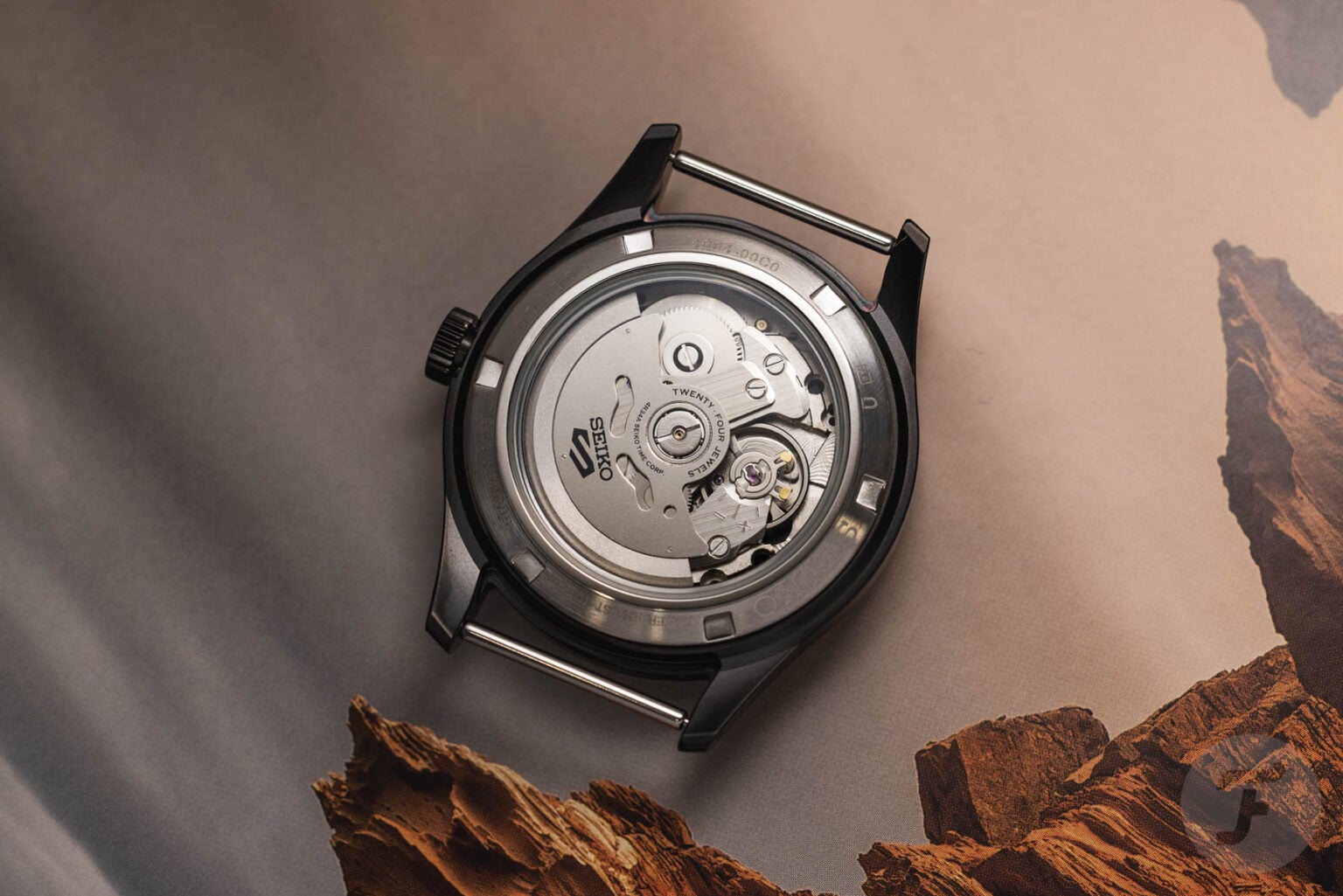 【F】 Hands-On: The Seiko 5 Sports SSK023K1 and SSK025K1