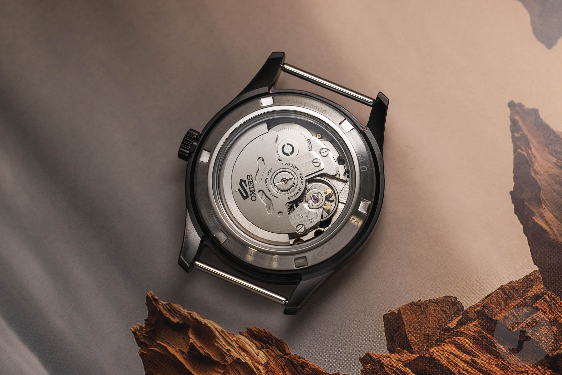 【F】 Hands-On: The Seiko 5 Sports SSK023K1 and SSK025K1