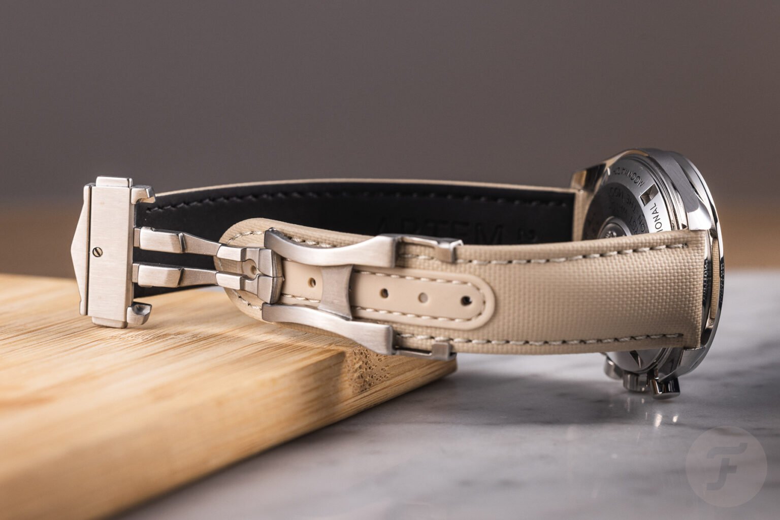 【F】 The Evolution Of The Artem Loop-Less™ Sailcloth Strap