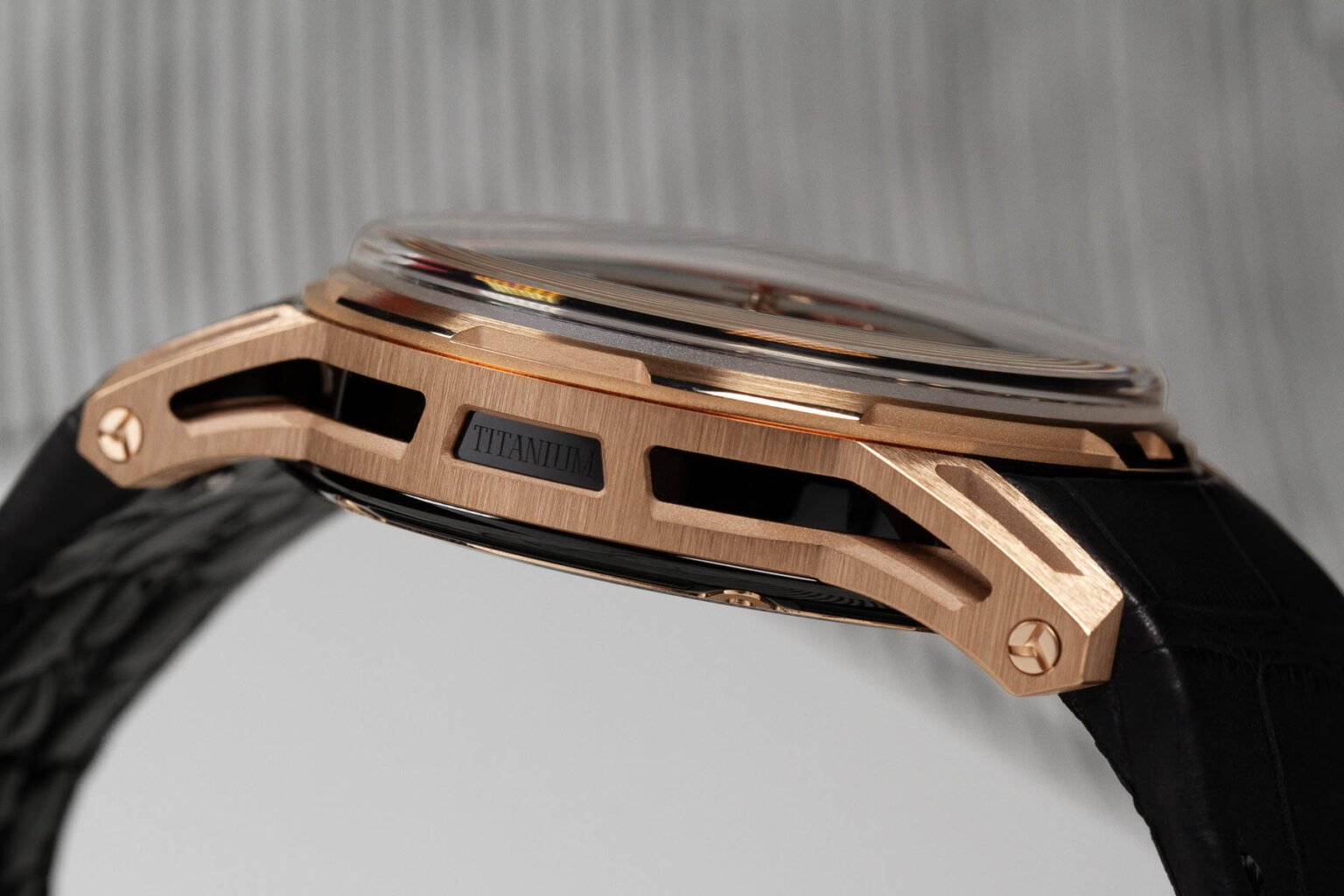 Louis Moinet Impulsion Onyx: A Showpiece Tourbillon Chrono