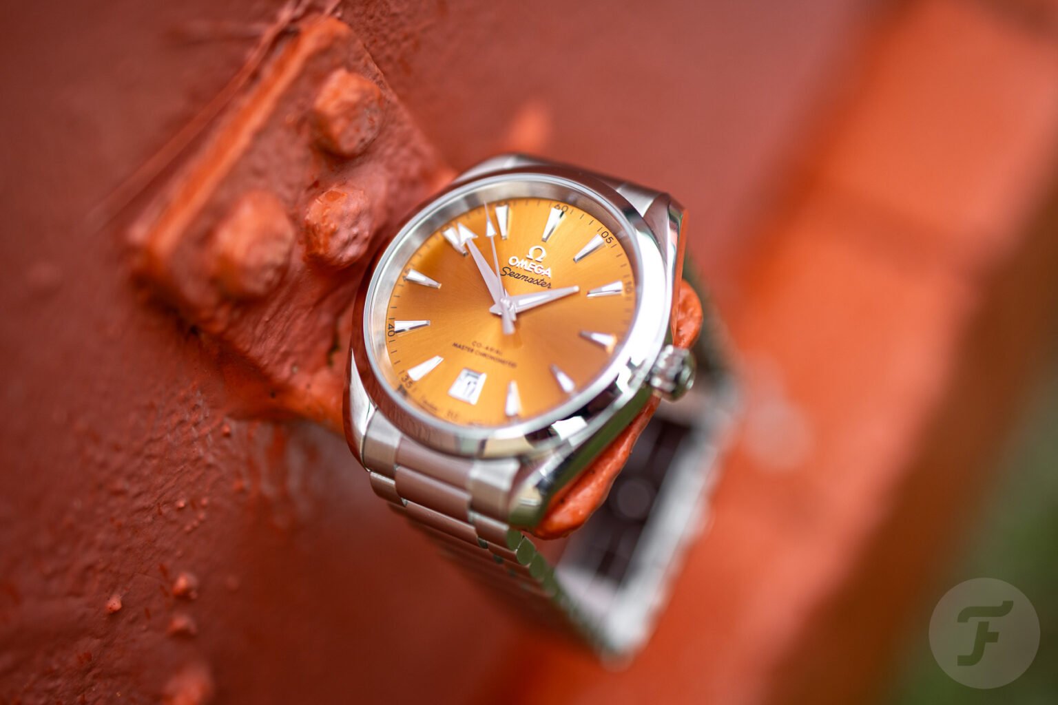 【F】 The Omega Seamaster Aqua Terra Shades Saffron