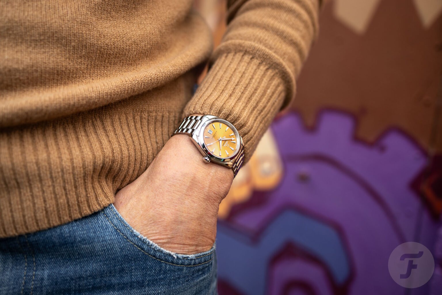 【F】 The Omega Seamaster Aqua Terra Shades Saffron