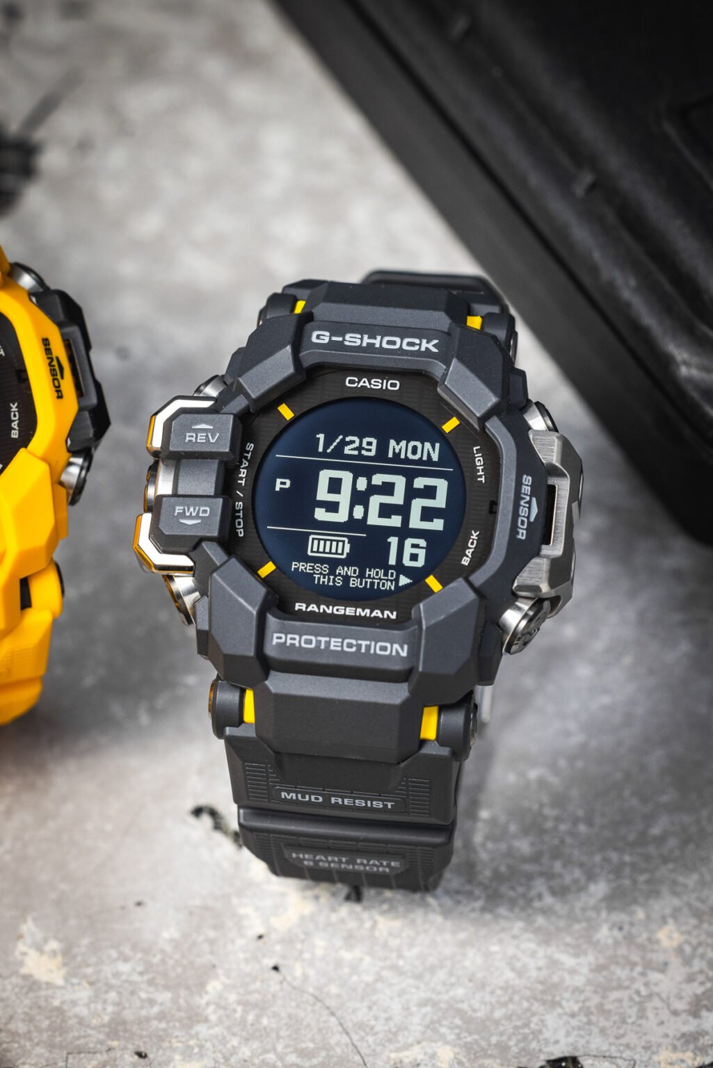 【F】 Hands-On With The Redesigned Casio G-Shock Rangeman