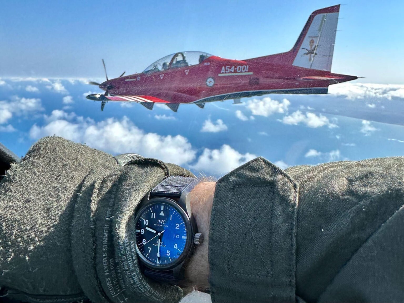 【F】 The Story Of A Royal Australian Air Force IWC Watch