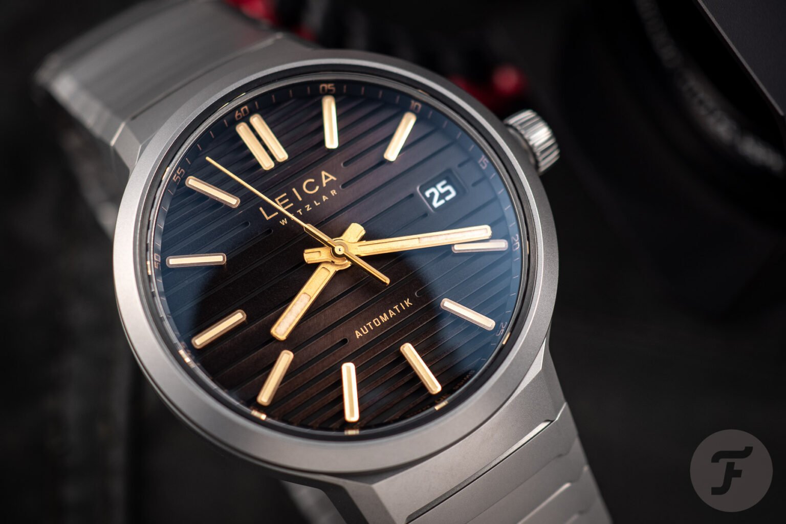 【F】 Hands-On: The Leica ZM 11