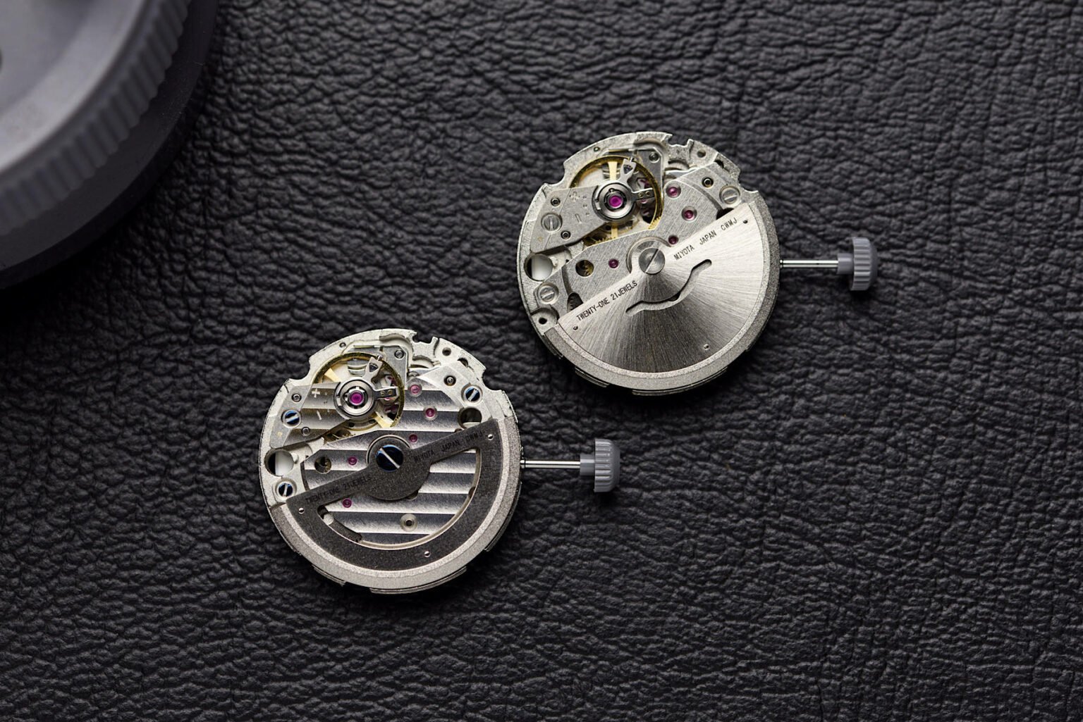 【F】 A Look At Miyota's 8-Series Movements For Microbrands