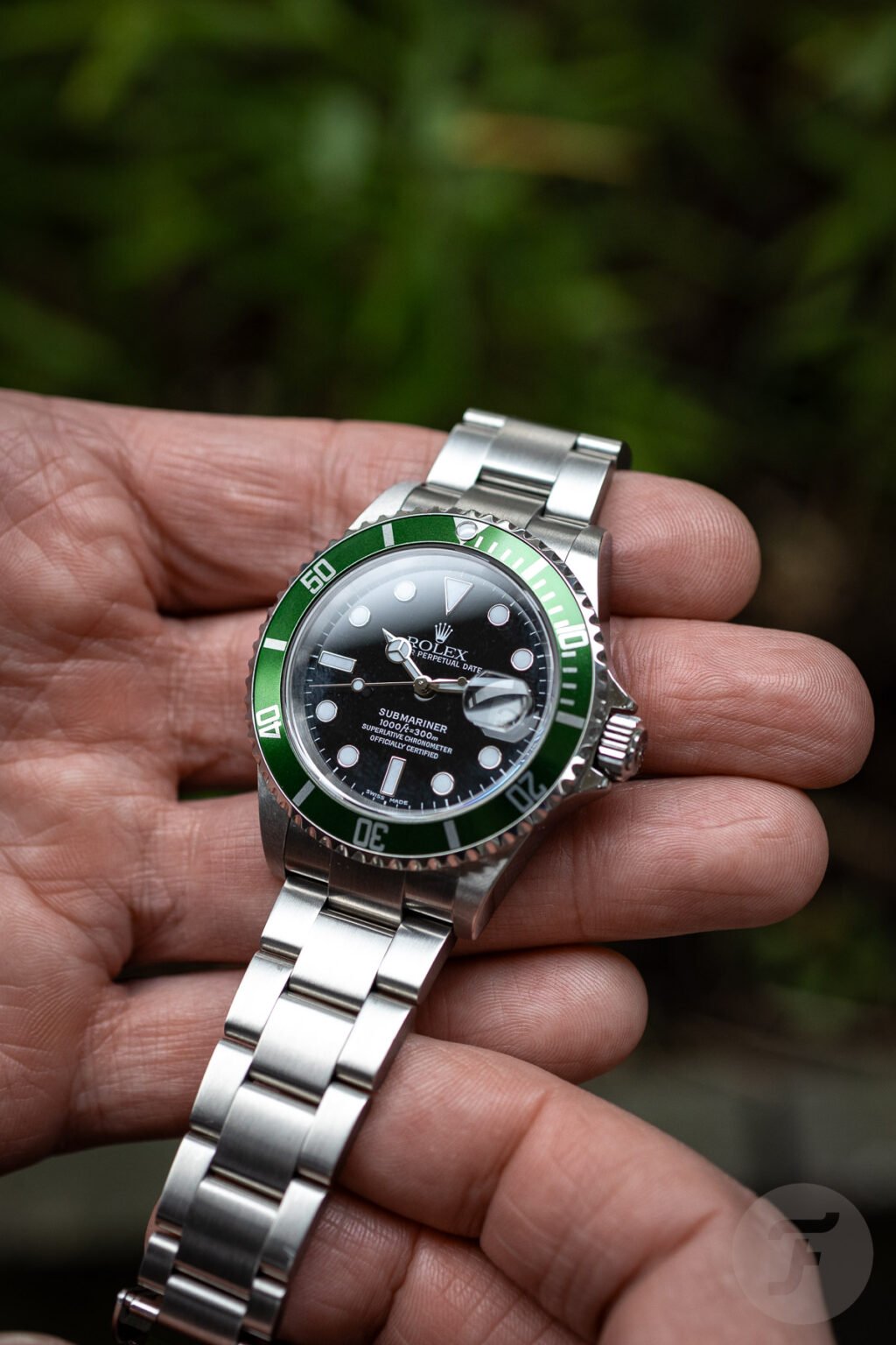 Rolex Submariner 16610LV “Kermit” — The Original Frog Watch