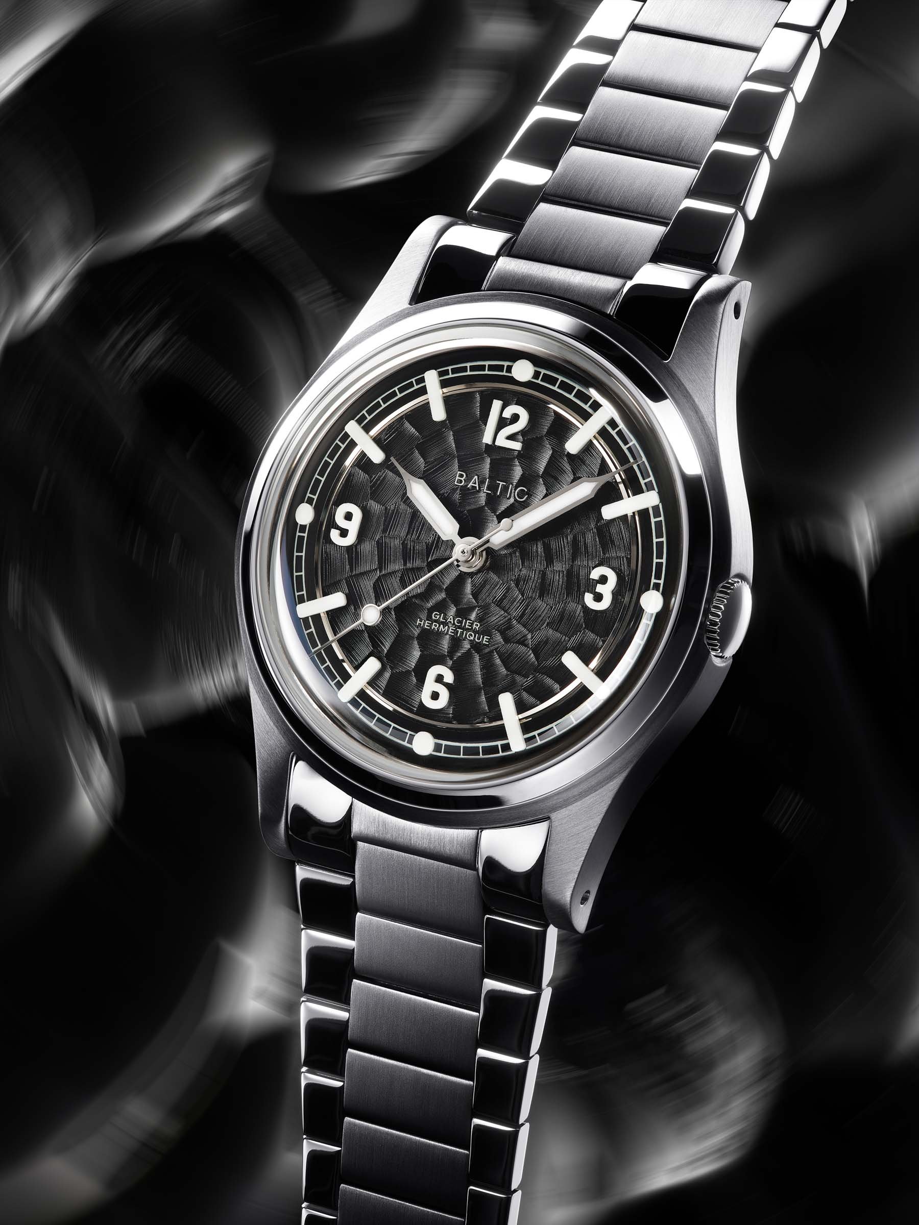 【F】 Introducing The Baltic Hermétique Glacier Limited Edition