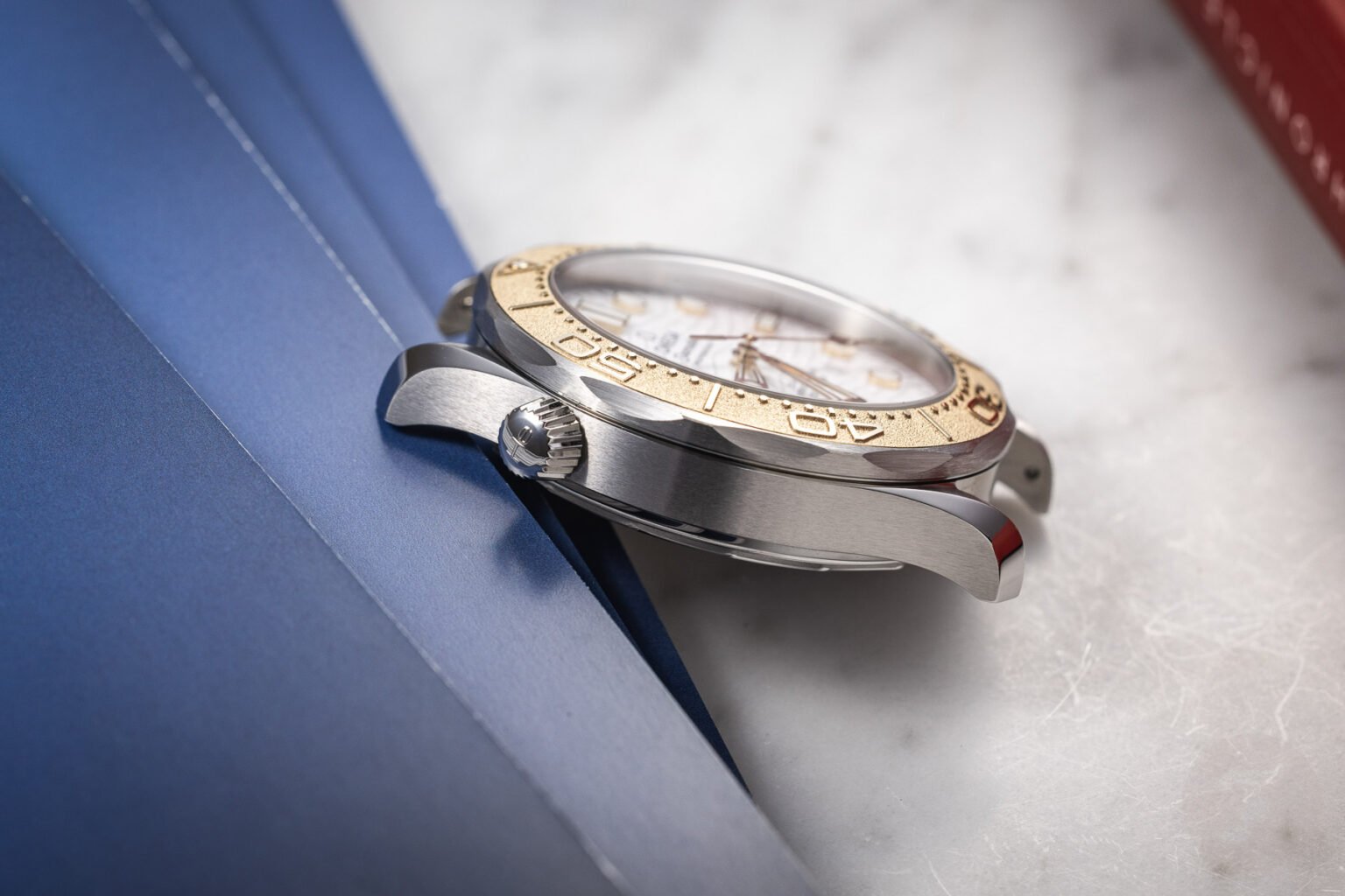 【F】 Hands-On: The Omega Seamaster Diver 300M Paris 2024