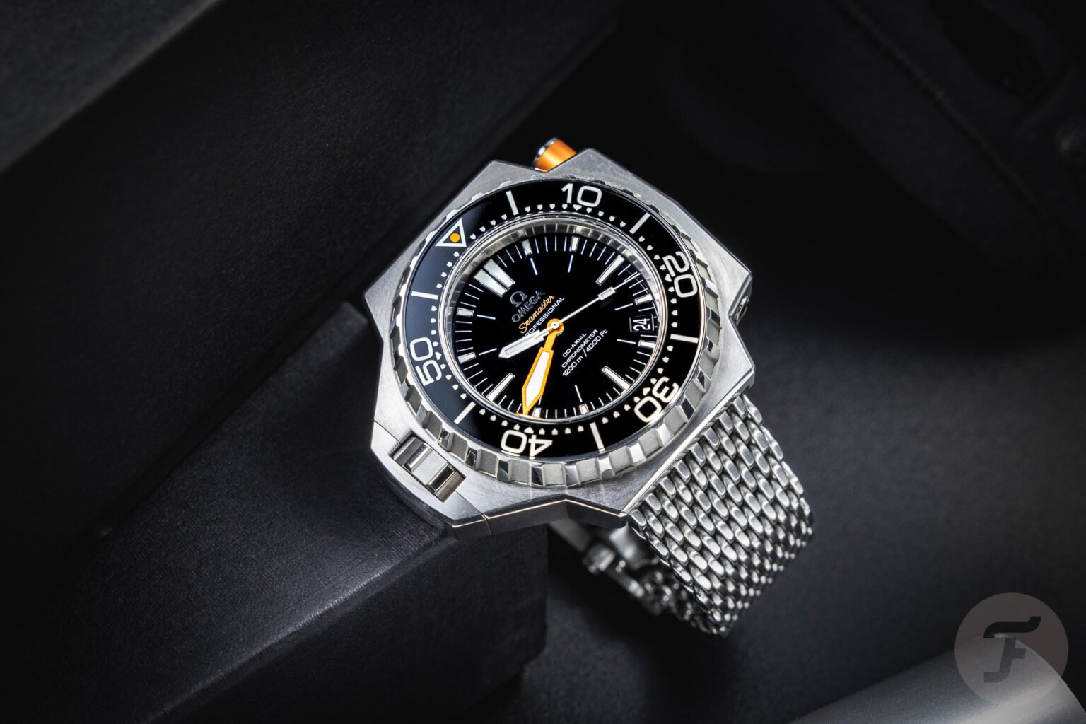 Ploprof Vs. Ploprof: A Double Hands-On With The 1200M Diver