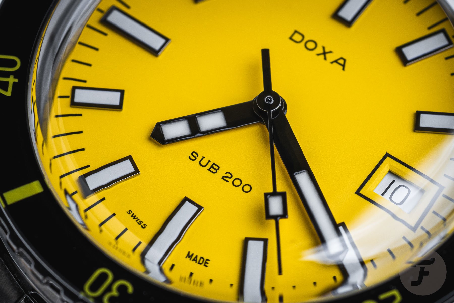 【F】 Review: Doxa Sub 200 In Yellow: A Perfect Summer Watch?