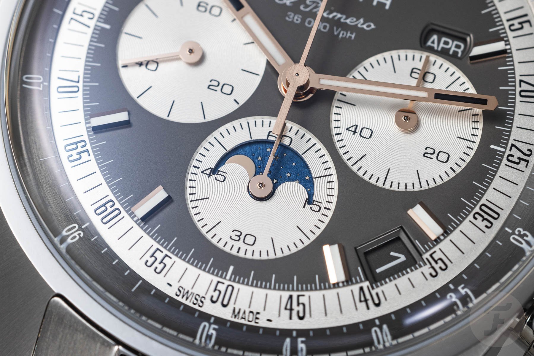 【F】 Hands-On: Zenith's Chronomaster Original Triple Calendar