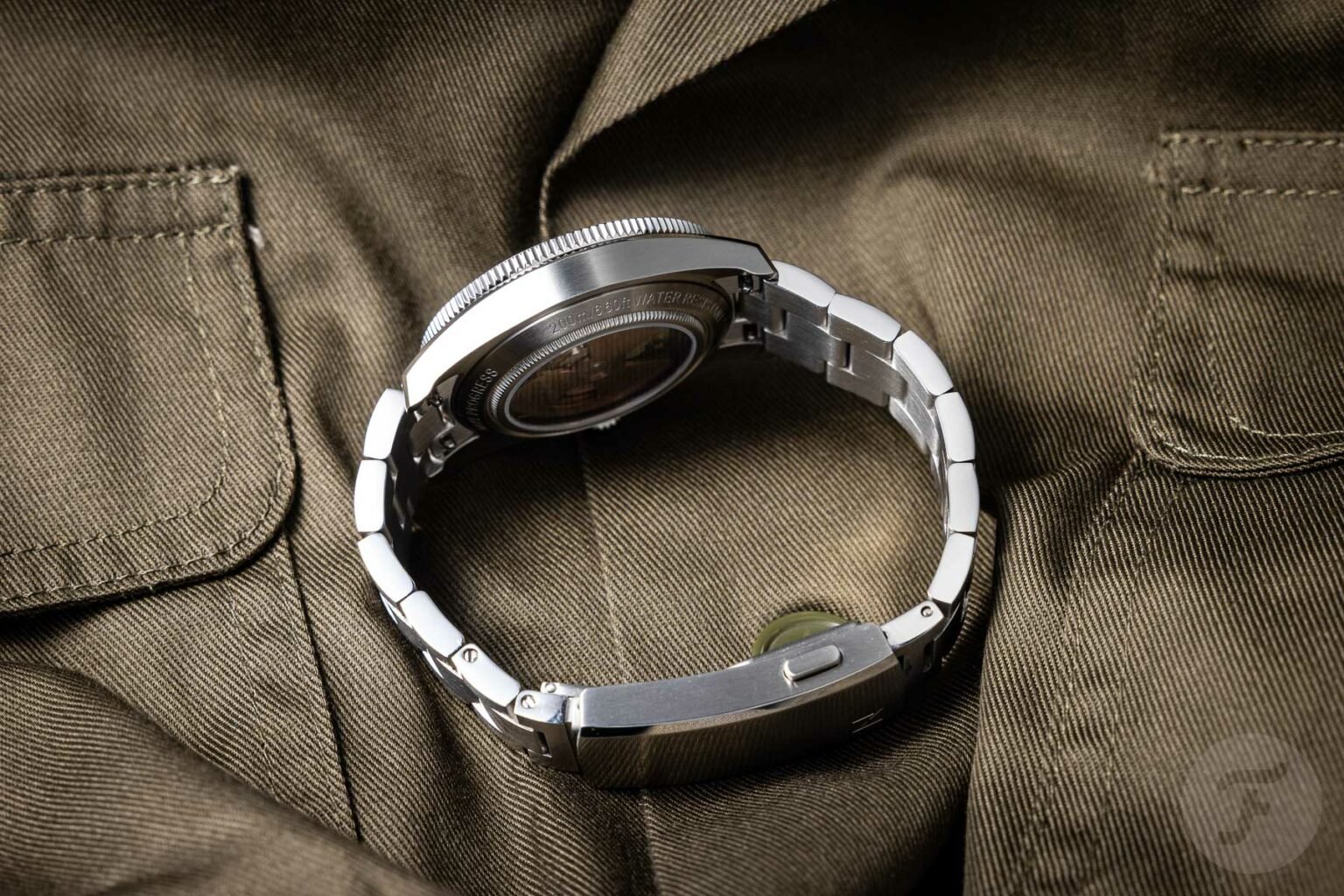 【F】 Hands-On: Nomadic Maraí 401 Crimson Dawn