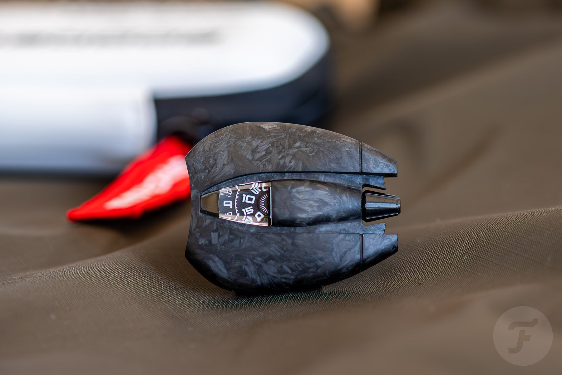 【F】 Hands-On: SpaceOne Jumping Hour Destro Forged Carbon