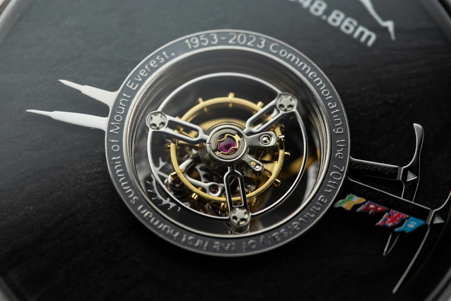 【F】 Hands-On: CIGA Design Central Tourbillon Mount Everest