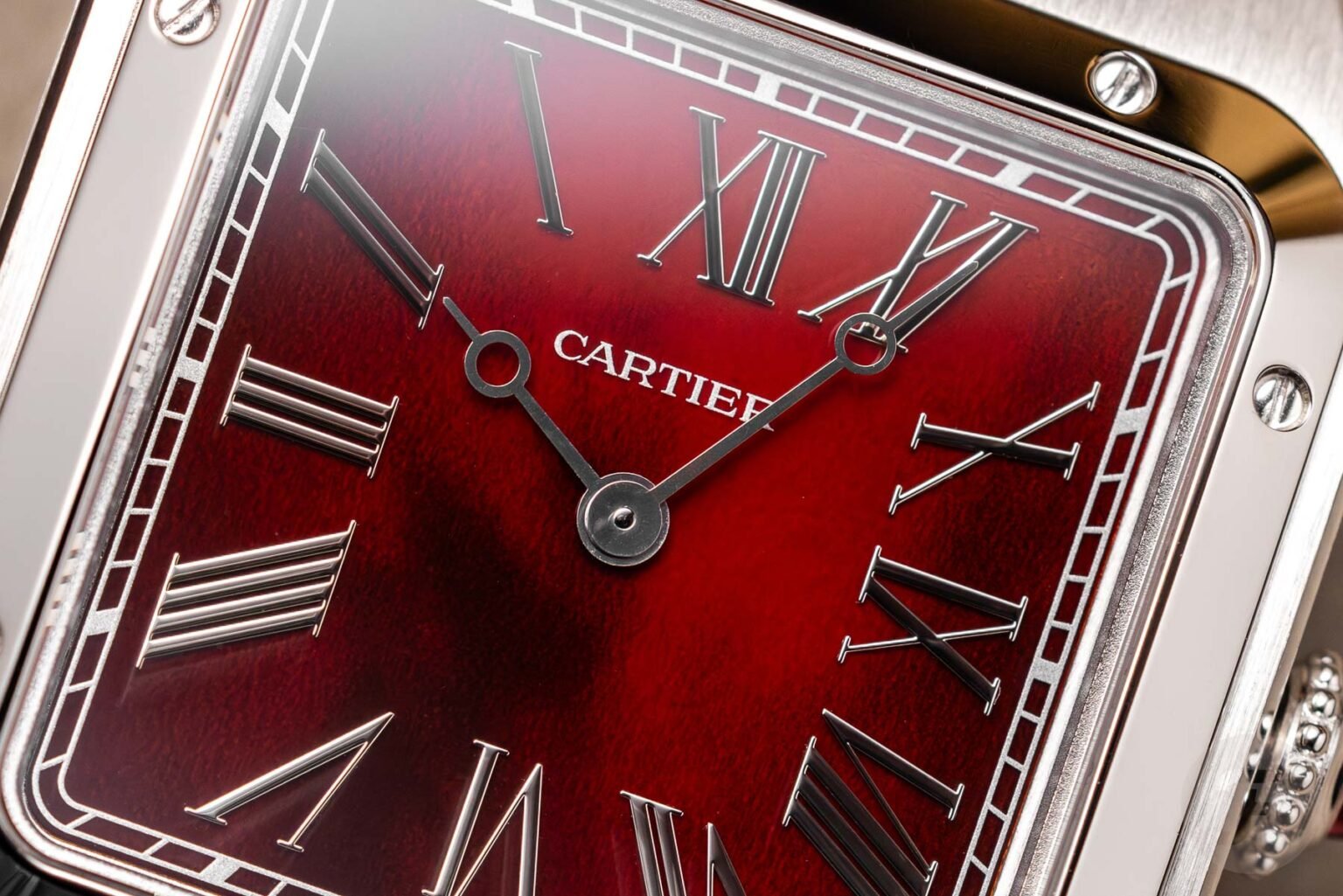 【F】 Hands-On: Cartier Santos-Dumont Rewind