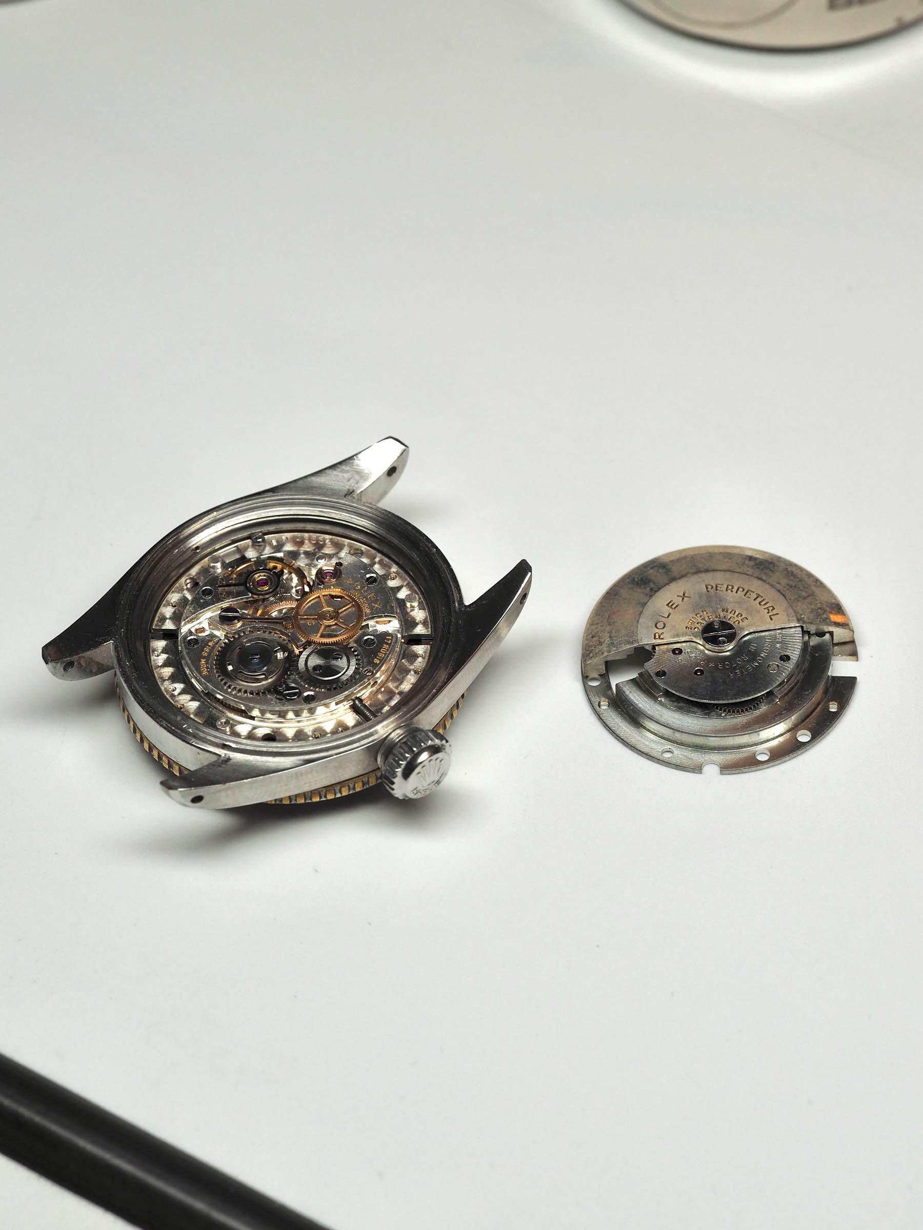 Servicing An Ultra-Rare Rolex Submariner Ref. 6200 “King Sub”