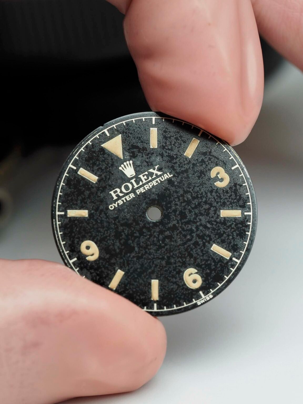 Servicing An Ultra-Rare Rolex Submariner Ref. 6200 “King Sub”