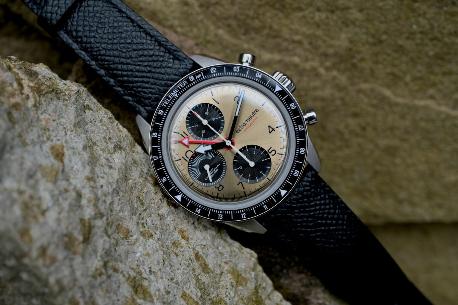Hands-On: Echo/Neutra's New Cortina 1956 Chrono GMT