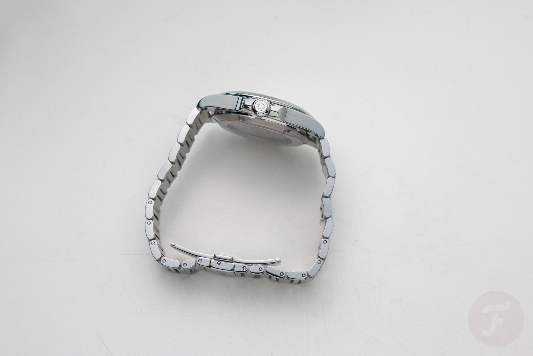 【F】 Hands-On: The New 38mm Longines Conquest