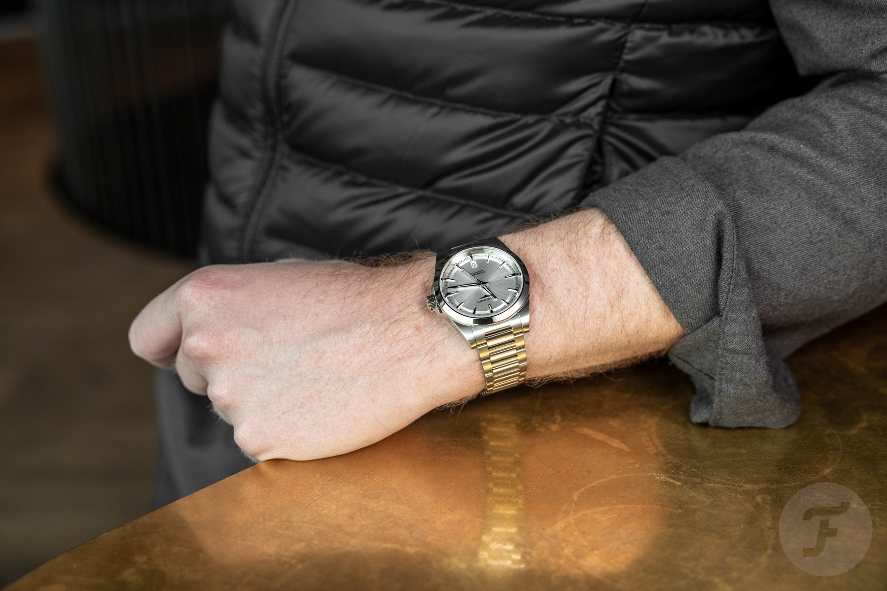 【F】 Hands-On: The New 38mm Longines Conquest