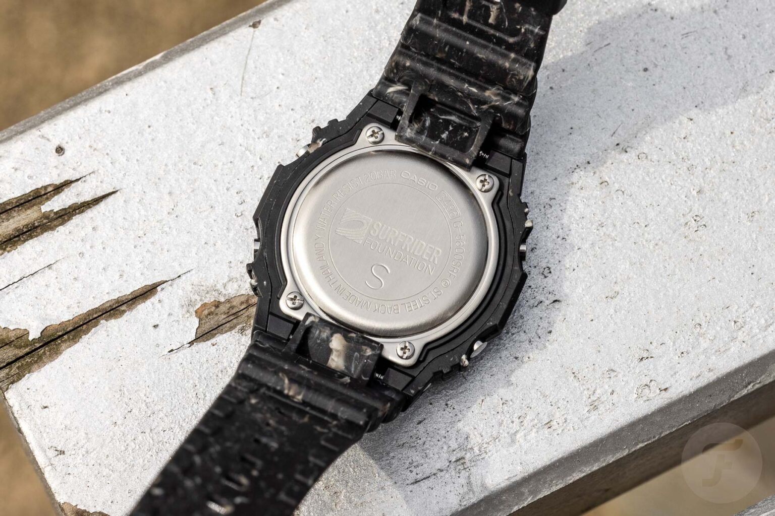 【F】 Hands-On: The Casio G-Shock G-5600SRF-1