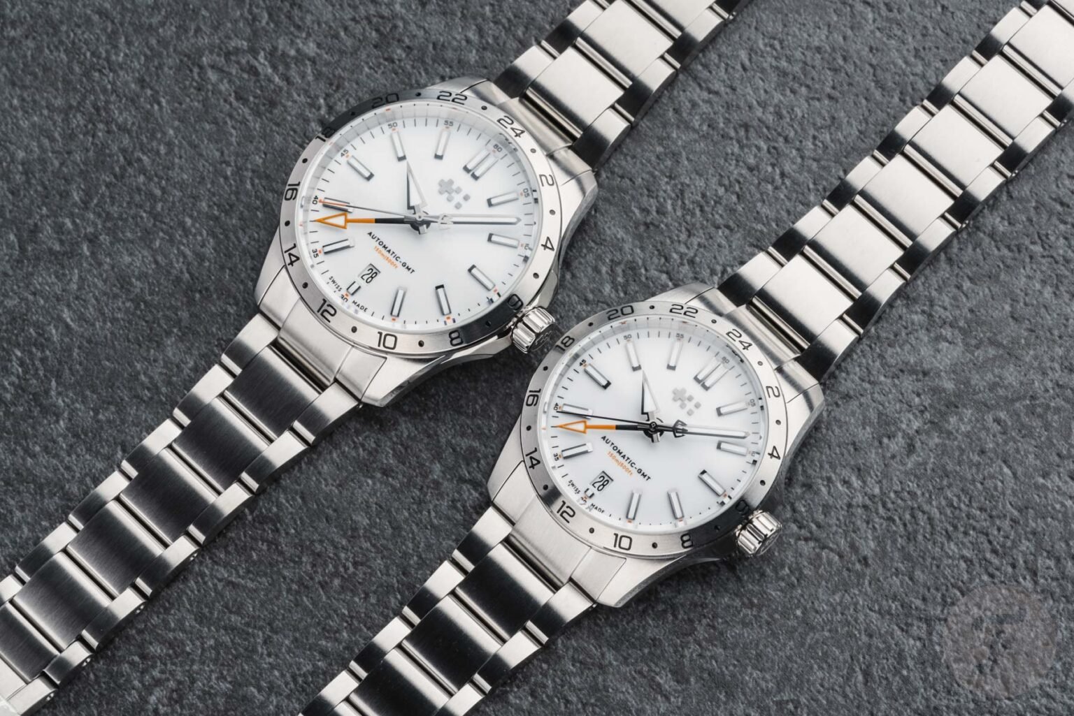 【F】 Hands-On: Christopher Ward C63 Sealander GMT