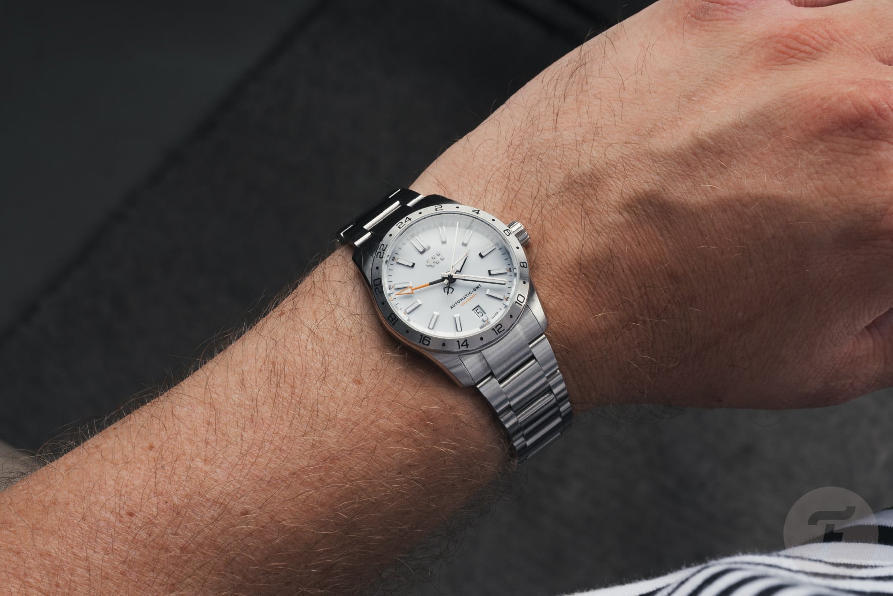 【F】 Hands-On: Christopher Ward C63 Sealander GMT
