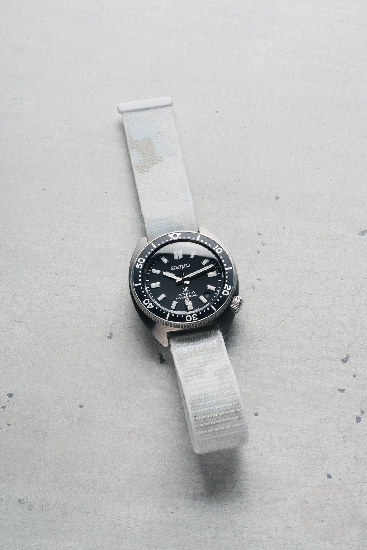 【F】 Hands-On: Delugs Delcro Straps