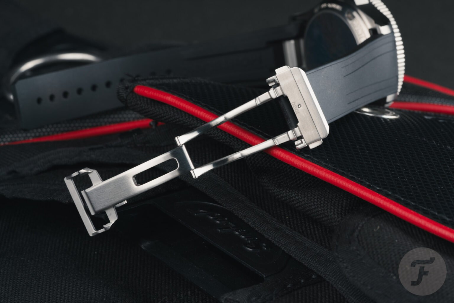 【F】 Hands-On: The Montblanc Iced Sea 0 Oxygen Deep 4810