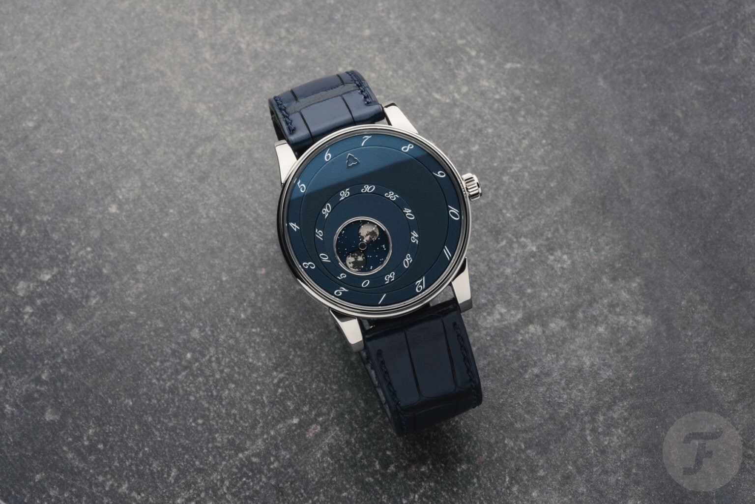 【F】 Hands-On: Trilobe Les Matinaux L’Heure Exquise Blue