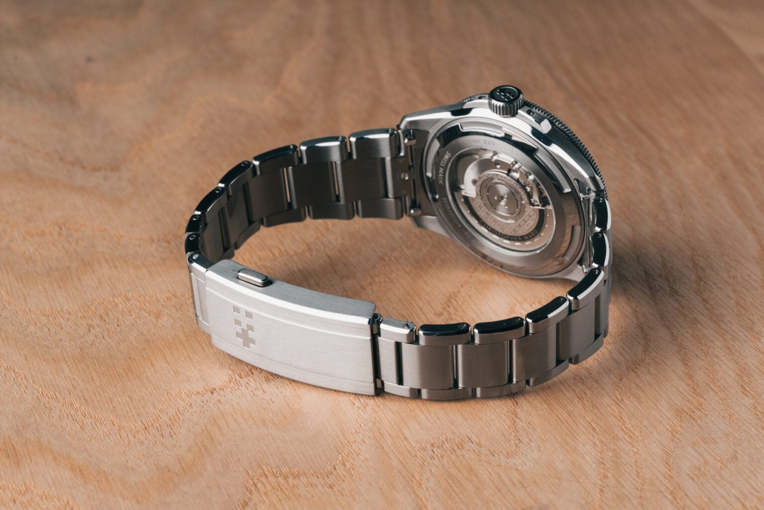 【F】 Hands-On With The Christopher Ward C60 Trident Lumière