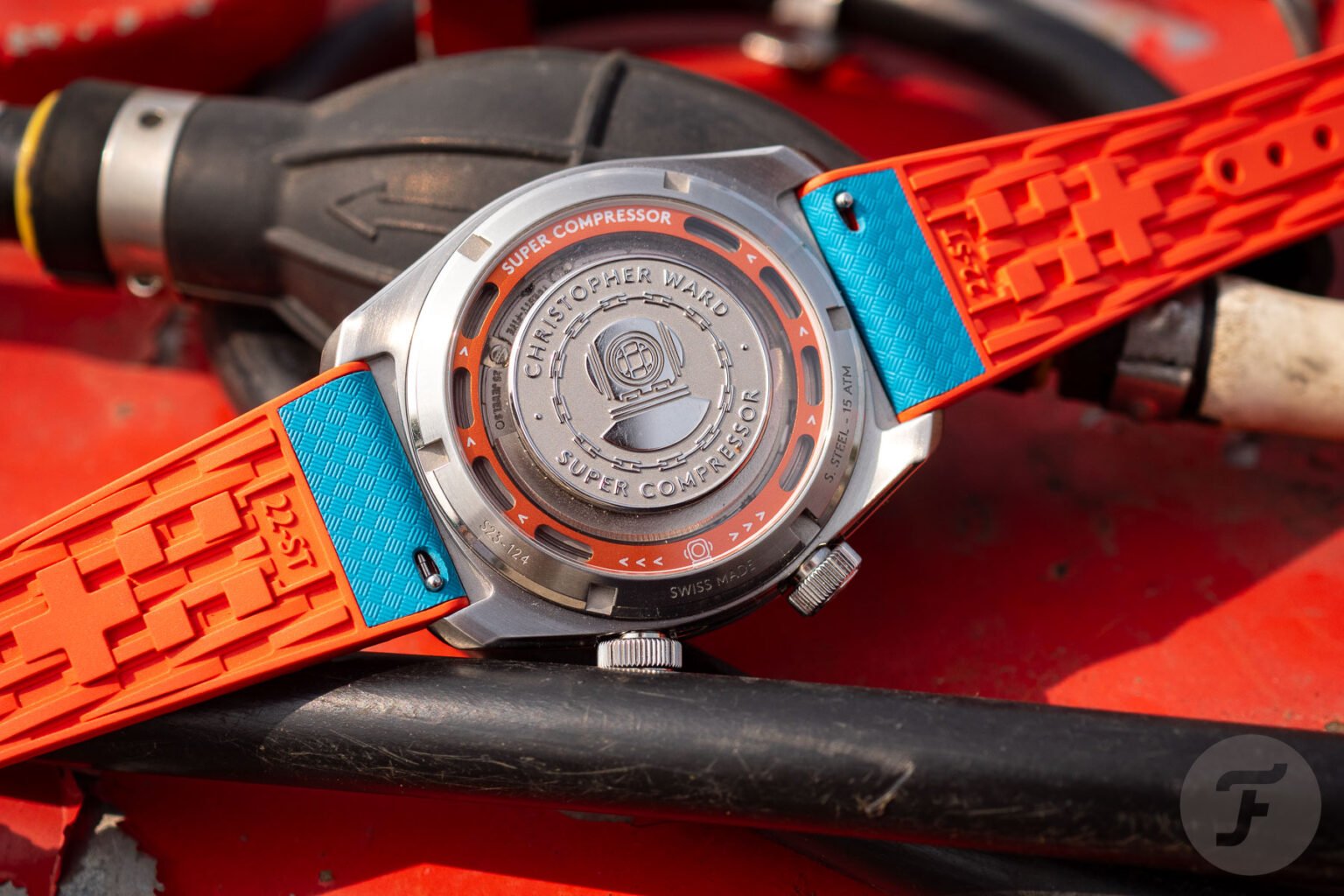 【F】 Hands-On: Christopher Ward C65 Super Compressor Elite