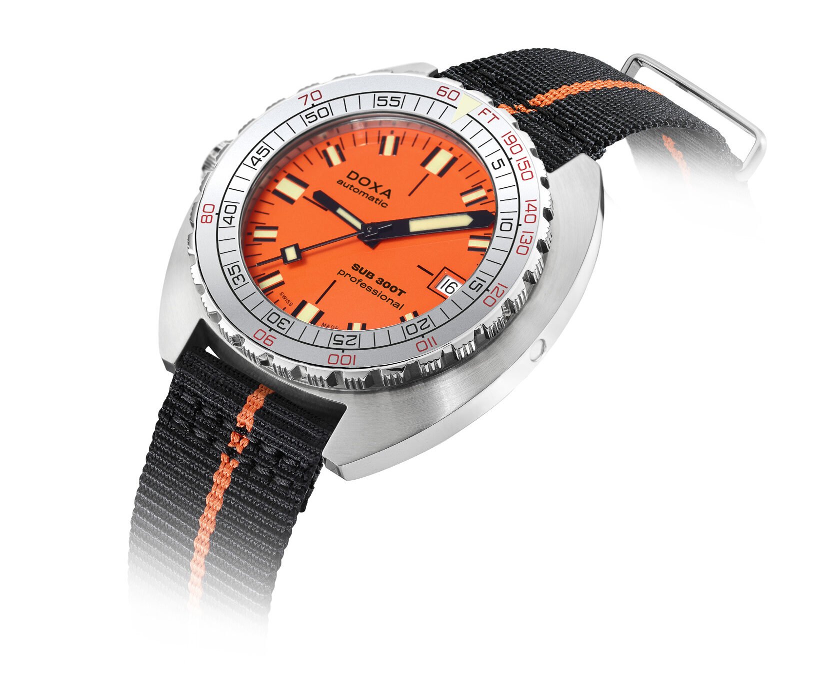 【F】 Doxa Debuts The "LHD" Sub 300T Professional Aristera